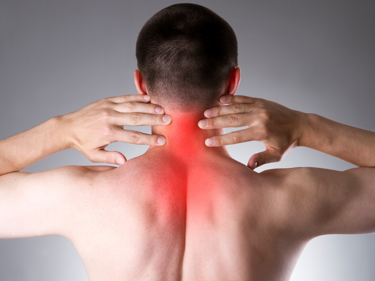 What Causes Burning Pain in the Neck? - New Life Chiropractic